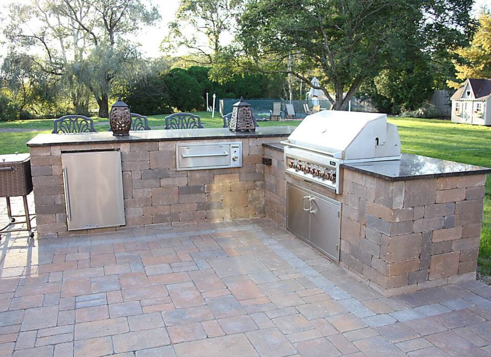 Outdoor Kitchens and Installation | Babylon