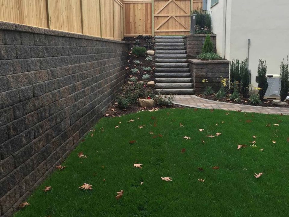 Retaining Walls Kings Park. We design, contract and install.